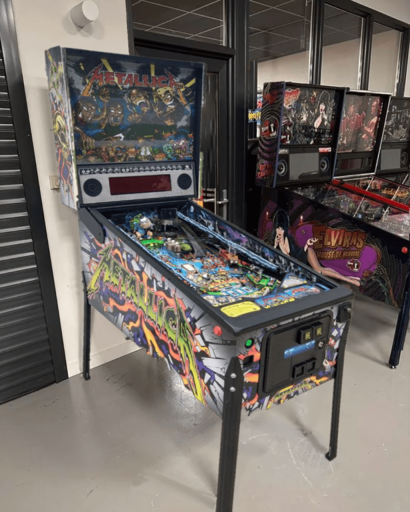 Metallica Premium Pinball Machine - Used Pinball machine for sale